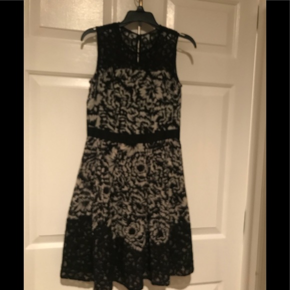 Ann Taylor | Dresses | Ann Taylor Fit And Flare | Poshmark